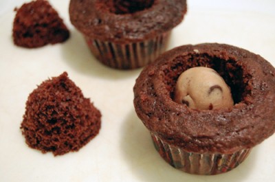 Stuffed Cupcakes w/ Homemade Buttercream Frosting | Savour the Senses